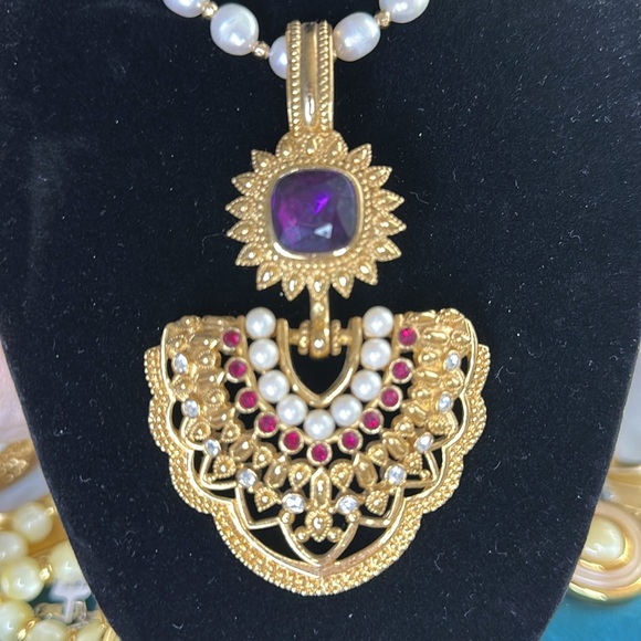 Avon | Jewelry | Shaill Jhaveri Elizabeth Taylor For Avon Imperial ...